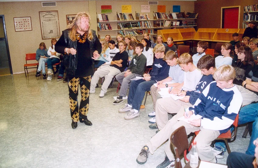 1. Triztan Vindtorn (1999) — Skoleweb