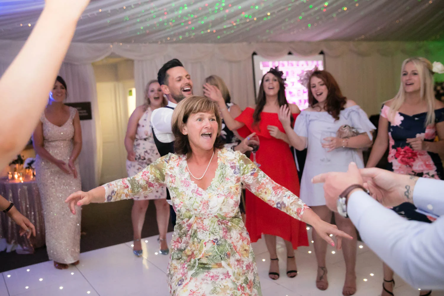 Claire & Andrew's wedding day | Crow Hill wedding photography — Rob ...