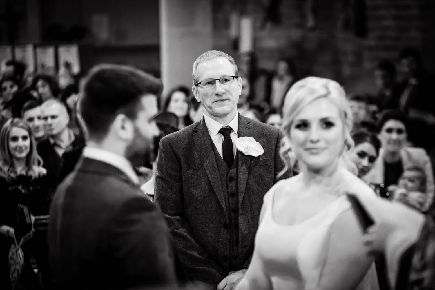 Hester & Barney's wedding day | The Fleece Inn wedding photography ...