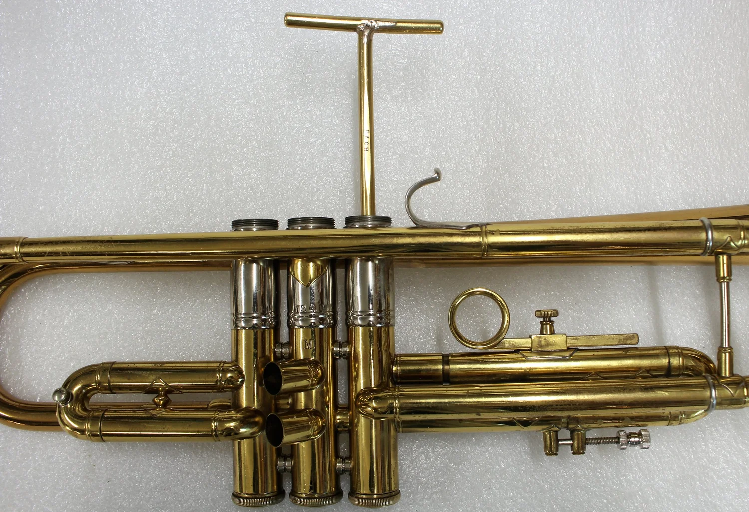 Freeing Stuck Valves — Robb Stewart Brass Instruments