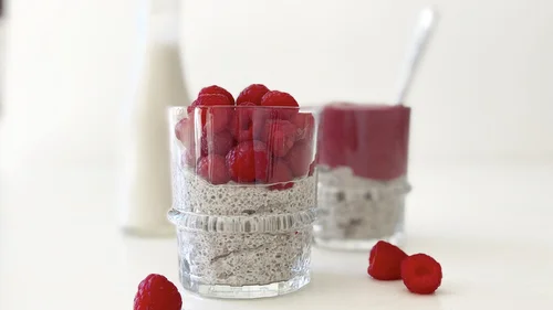 Easy Ultra-Creamy Chia Pudding — Hanne Robinson