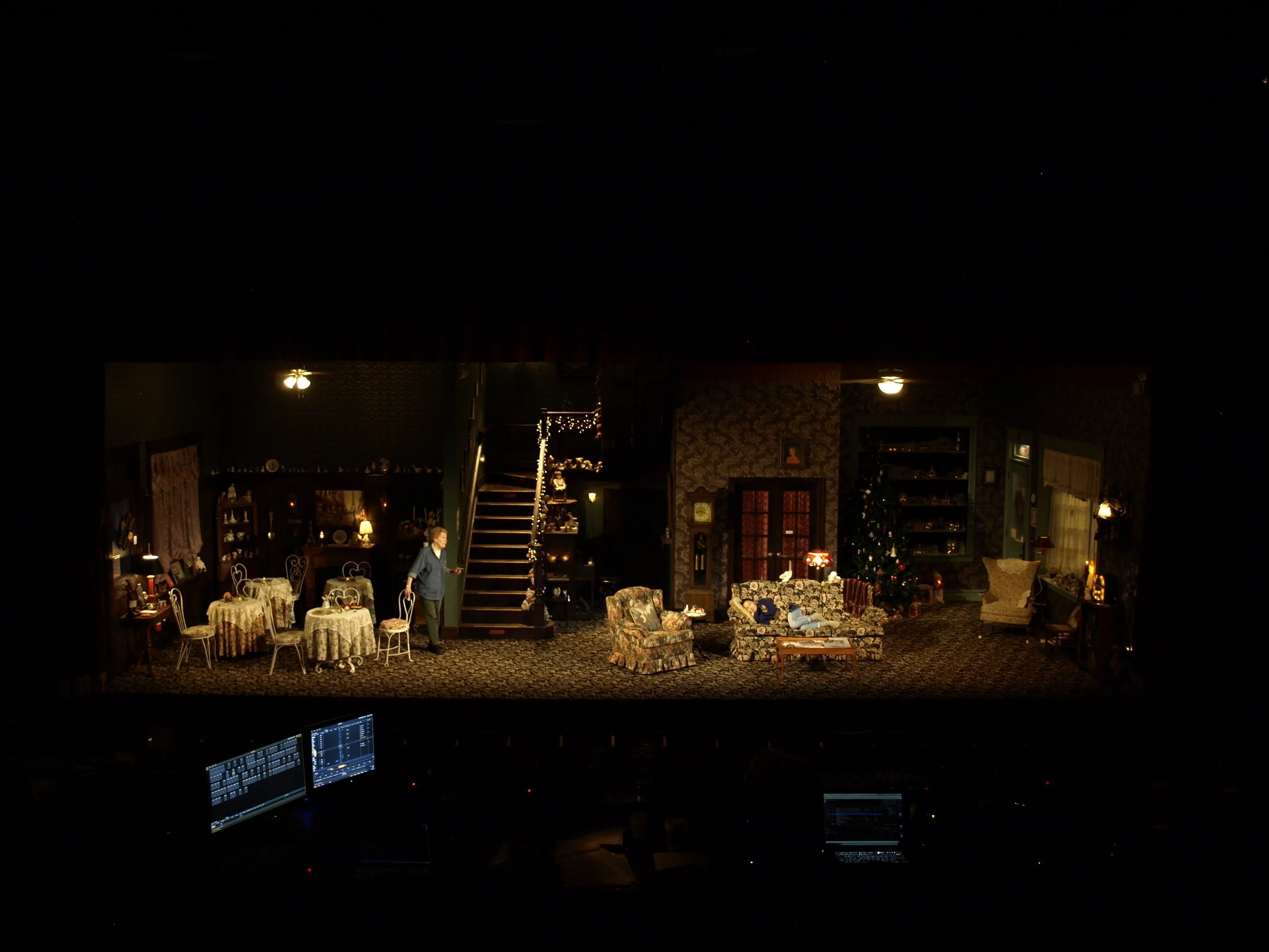 Theatre — Mimi Lien