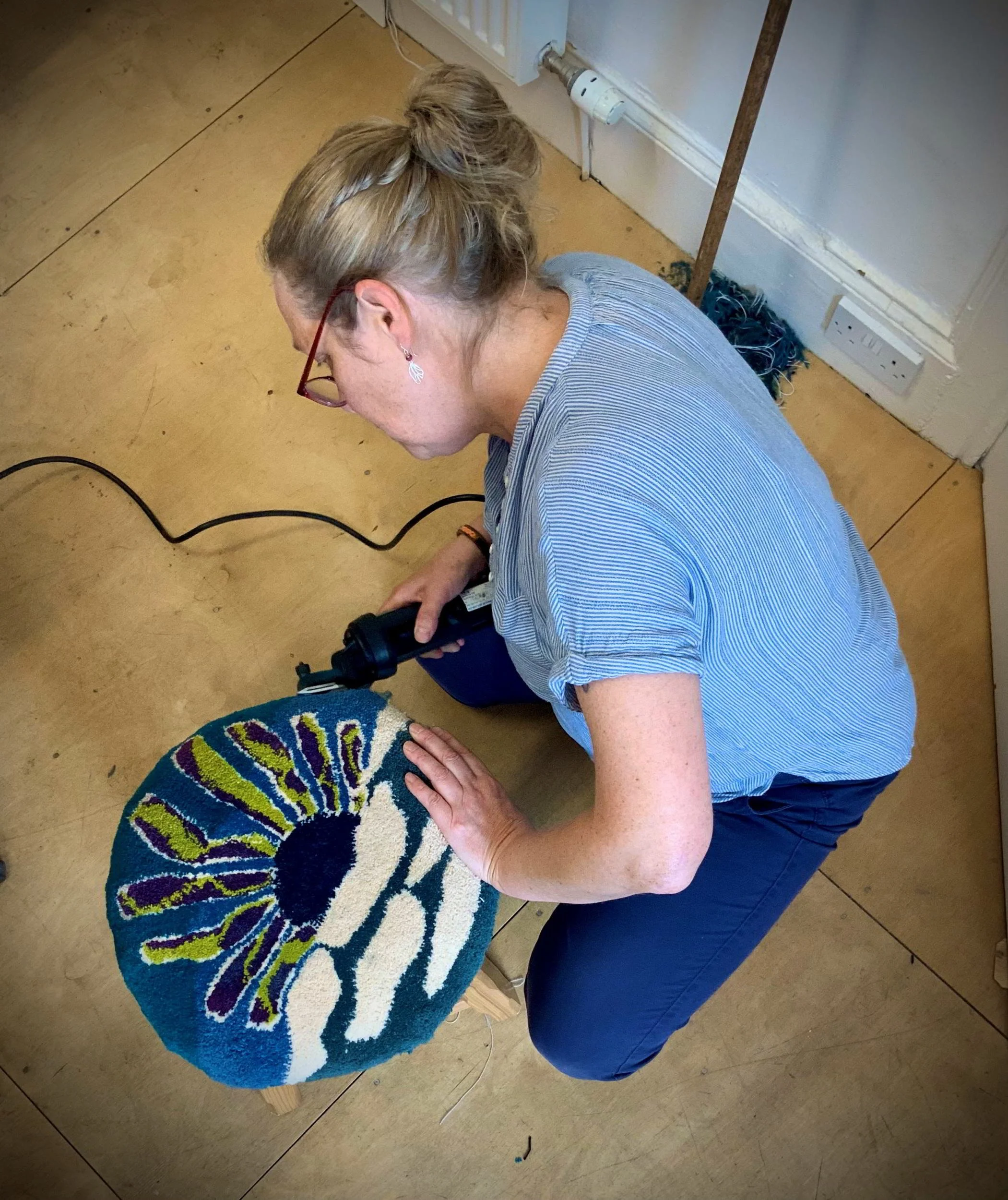 Tufted Stool Workshop — Rugaura