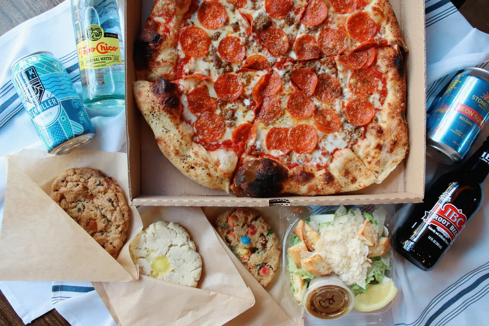 Gatherings & Events — The Hall's Pizza Kitchen