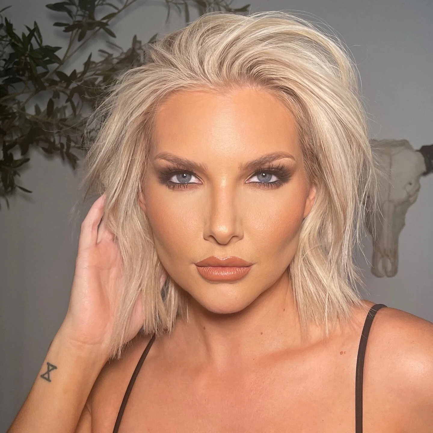 ZACPHOENIX | Makeup Artist