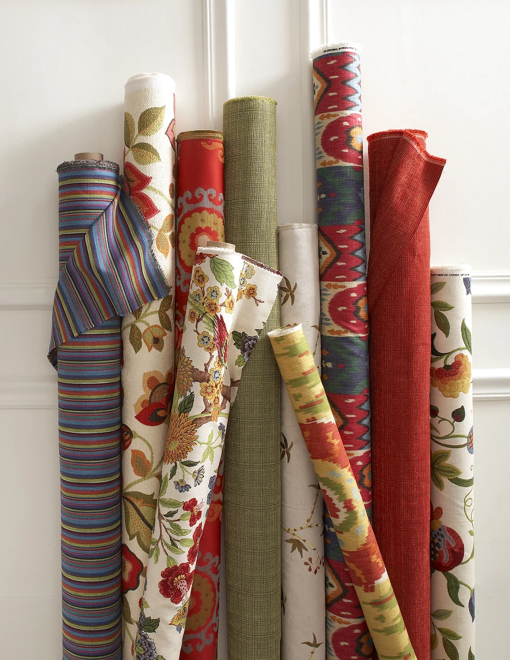 Bargain Corner — Mill Outlet Village