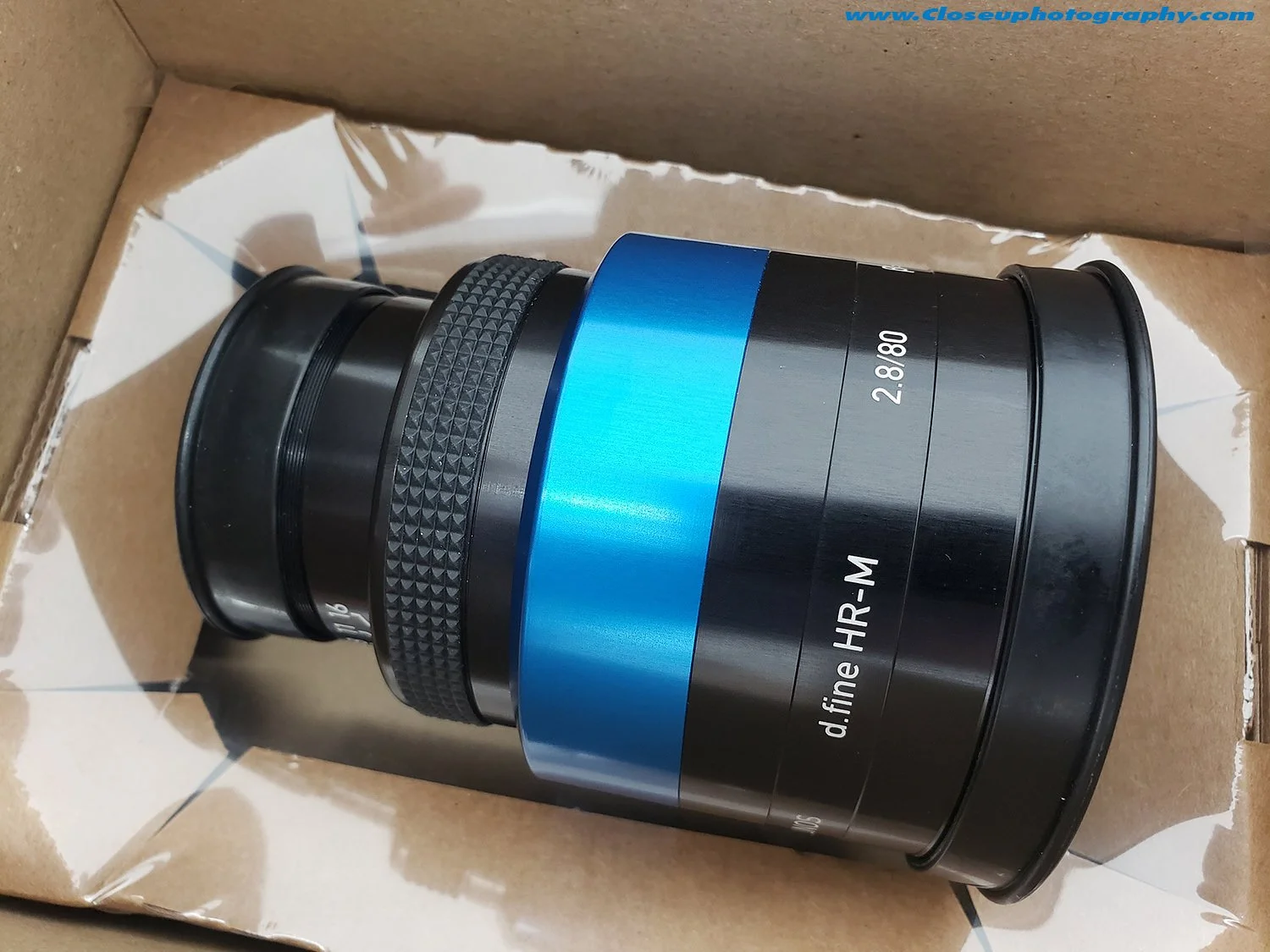 Qioptiq Linos d.Fine HR-M 2.8/80 In The Office — Close-up Photography