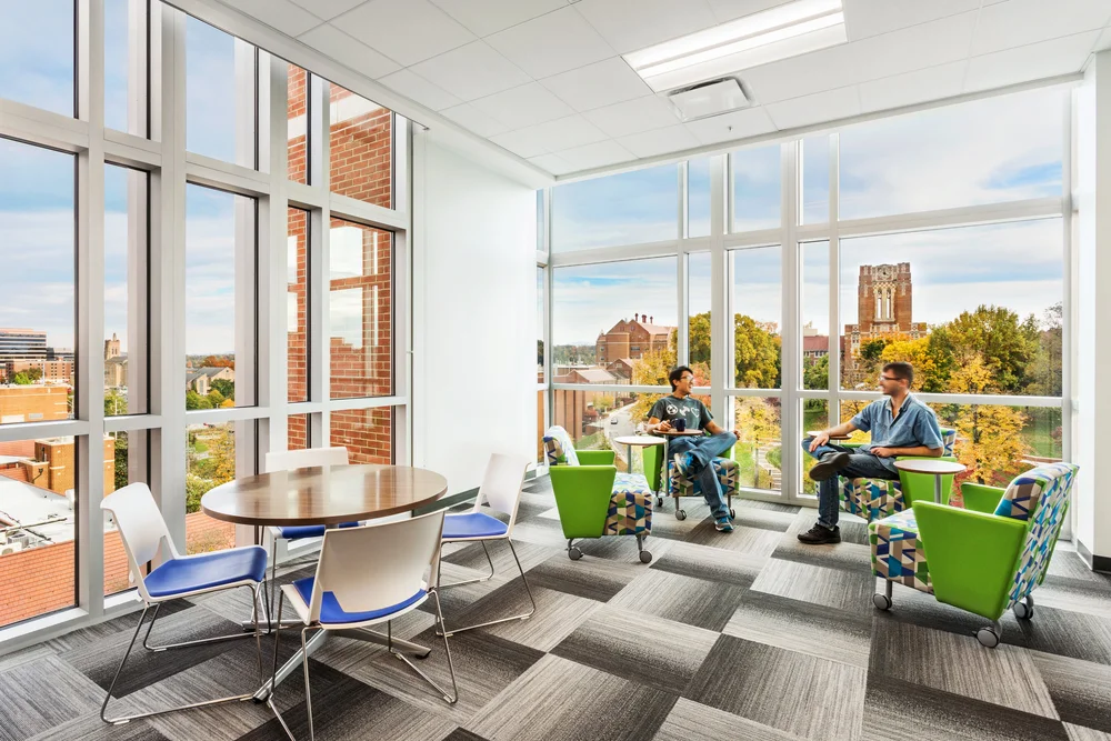 UT Ken and Blaire Mossman Science Building — MHM Architects
