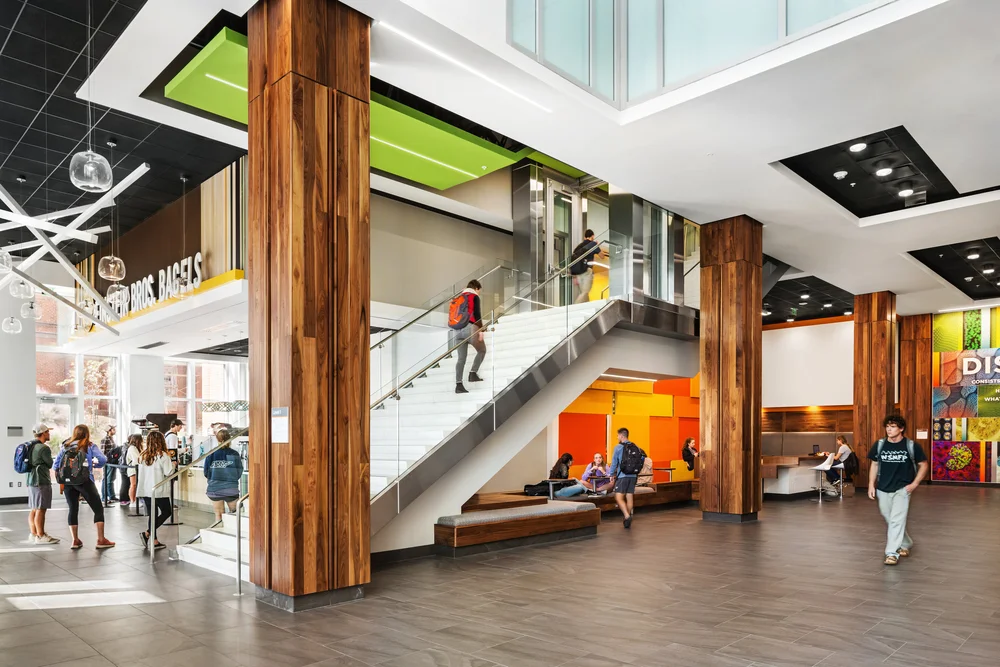 UT Ken and Blaire Mossman Science Building — MHM Architects