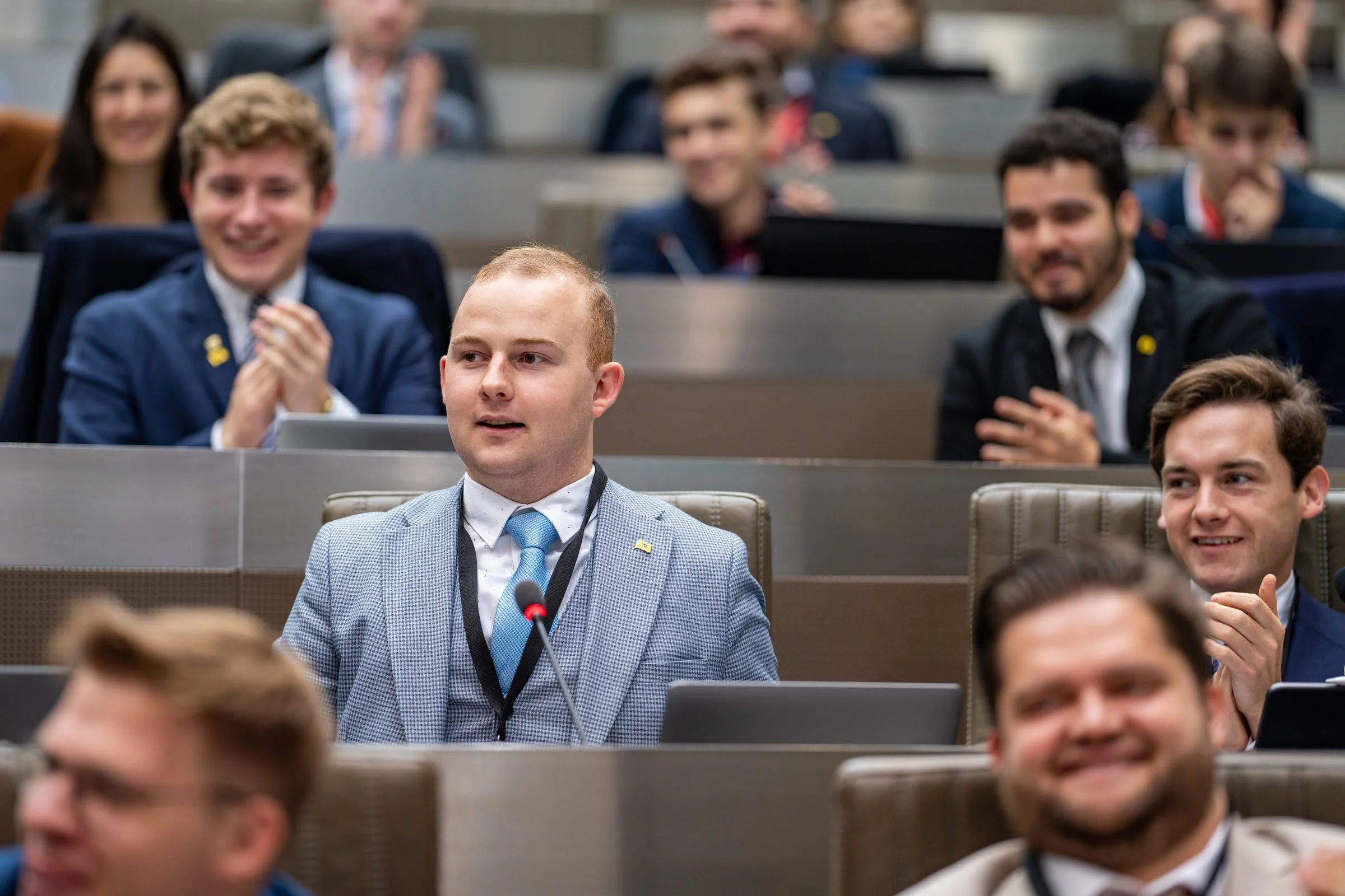 Raad van Bestuur — Vlaams Jeugd Parlement