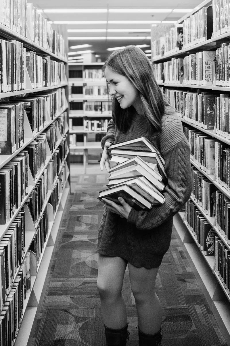 5 Tips for a Senior Session at a Library