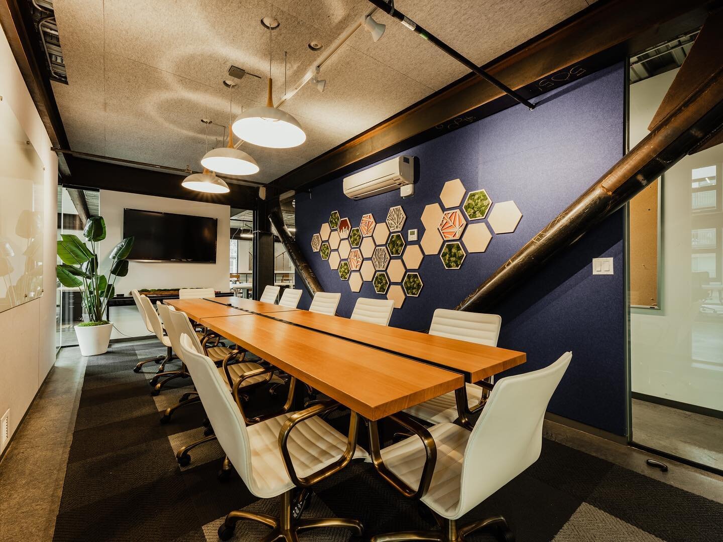 The Cloud Room: Seattle's Coworking Space in Capitol Hill