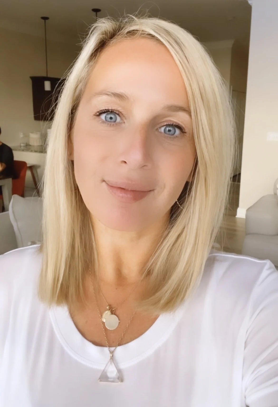 Nicole Mantilla - Home