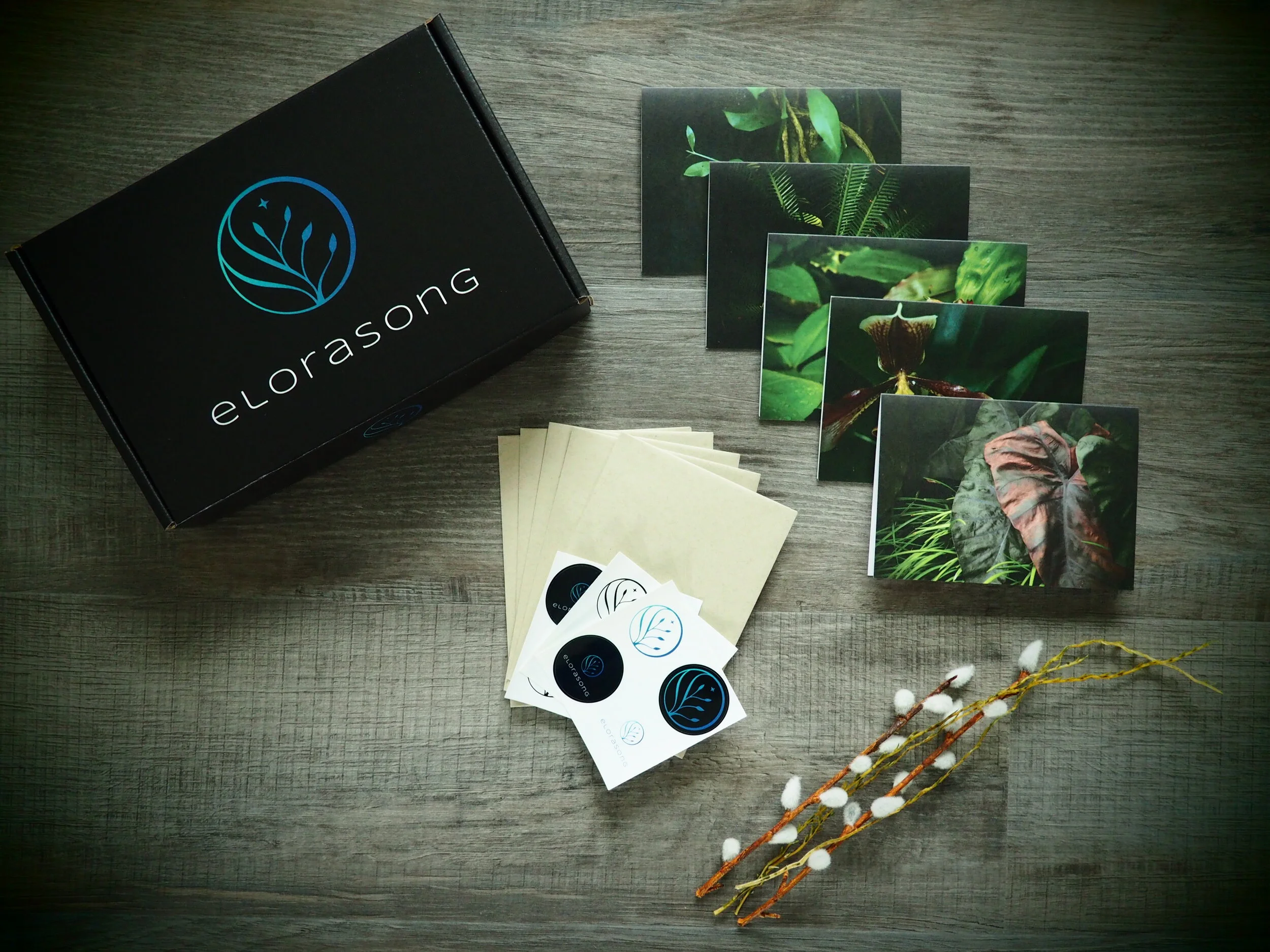 customized gift boxes — elorasong