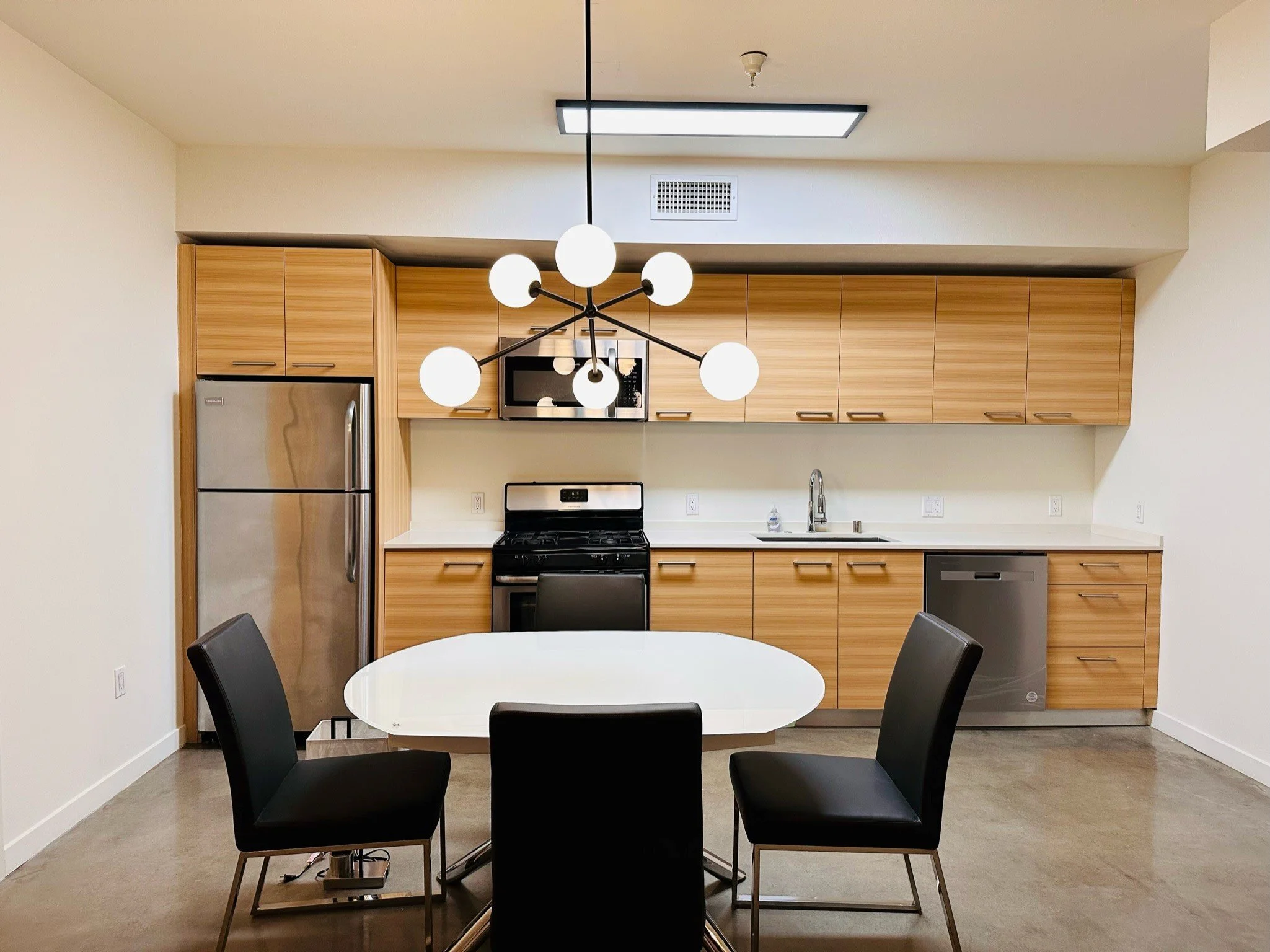 Available Listings — The Wallace Team