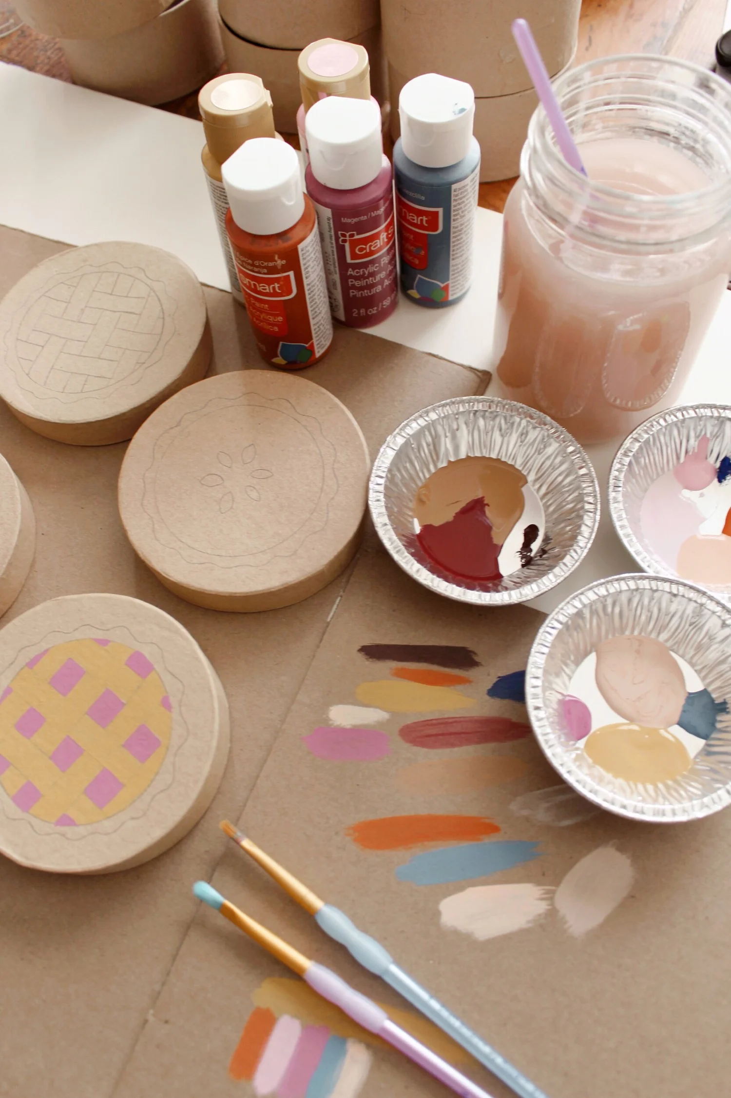 Mini Thanksgiving Pie Gift Boxes — Entertain the Idea