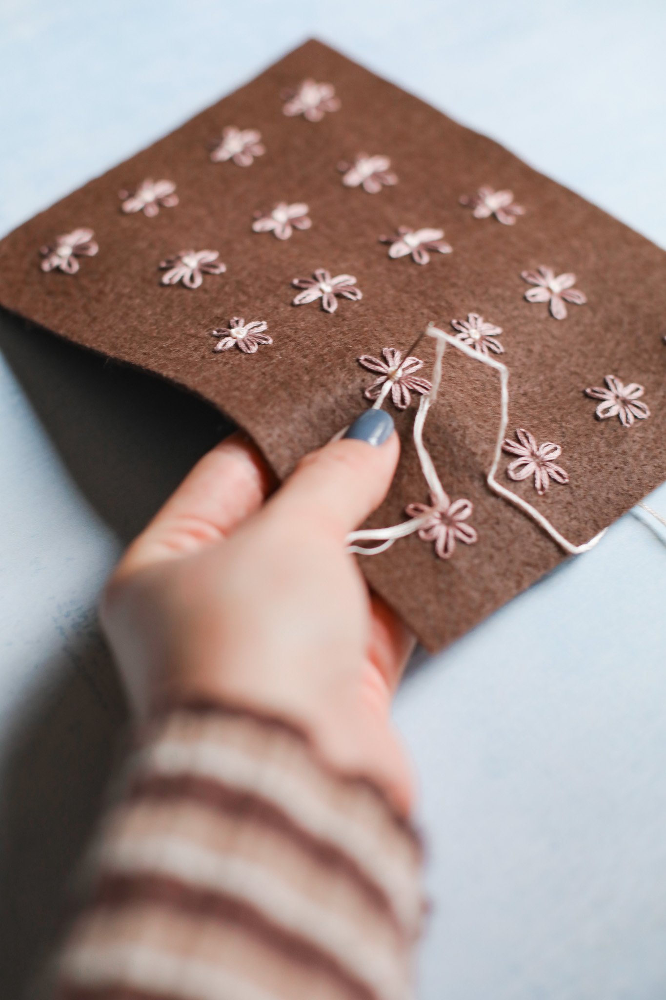 Make an Embroidered Felt Kindle Sleeve — Entertain the Idea
