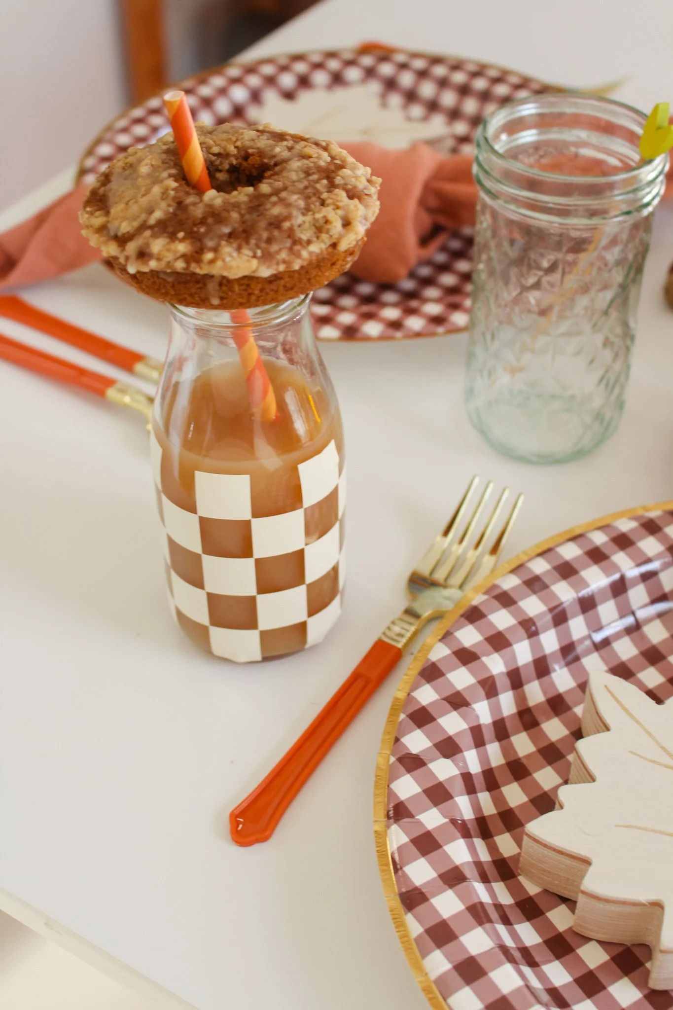 DIY Checkered Milk Bottles — Entertain the Idea