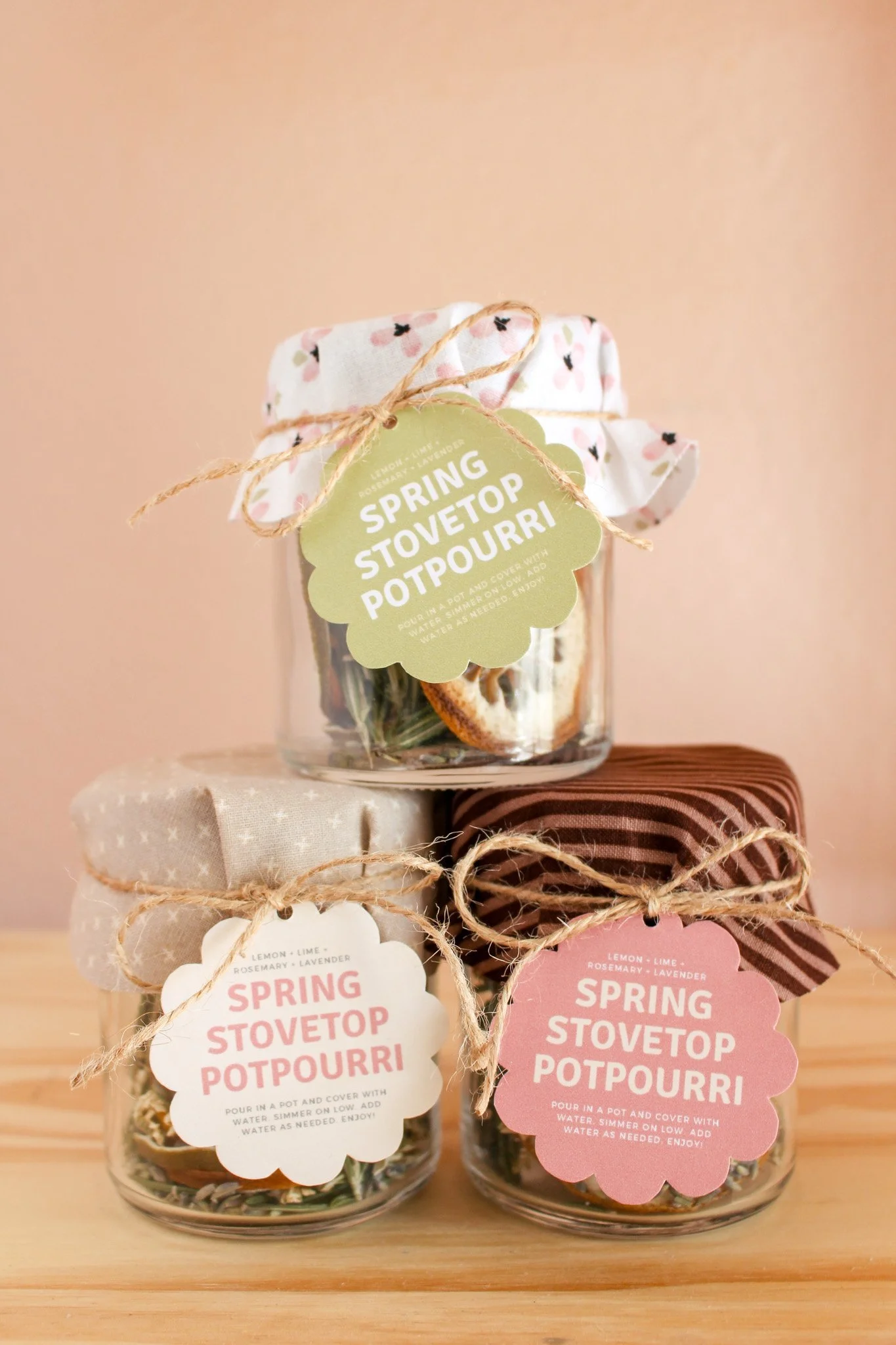 Spring Stovetop Potpourri Gifts (& Printable Gift Tags) — Entertain the ...