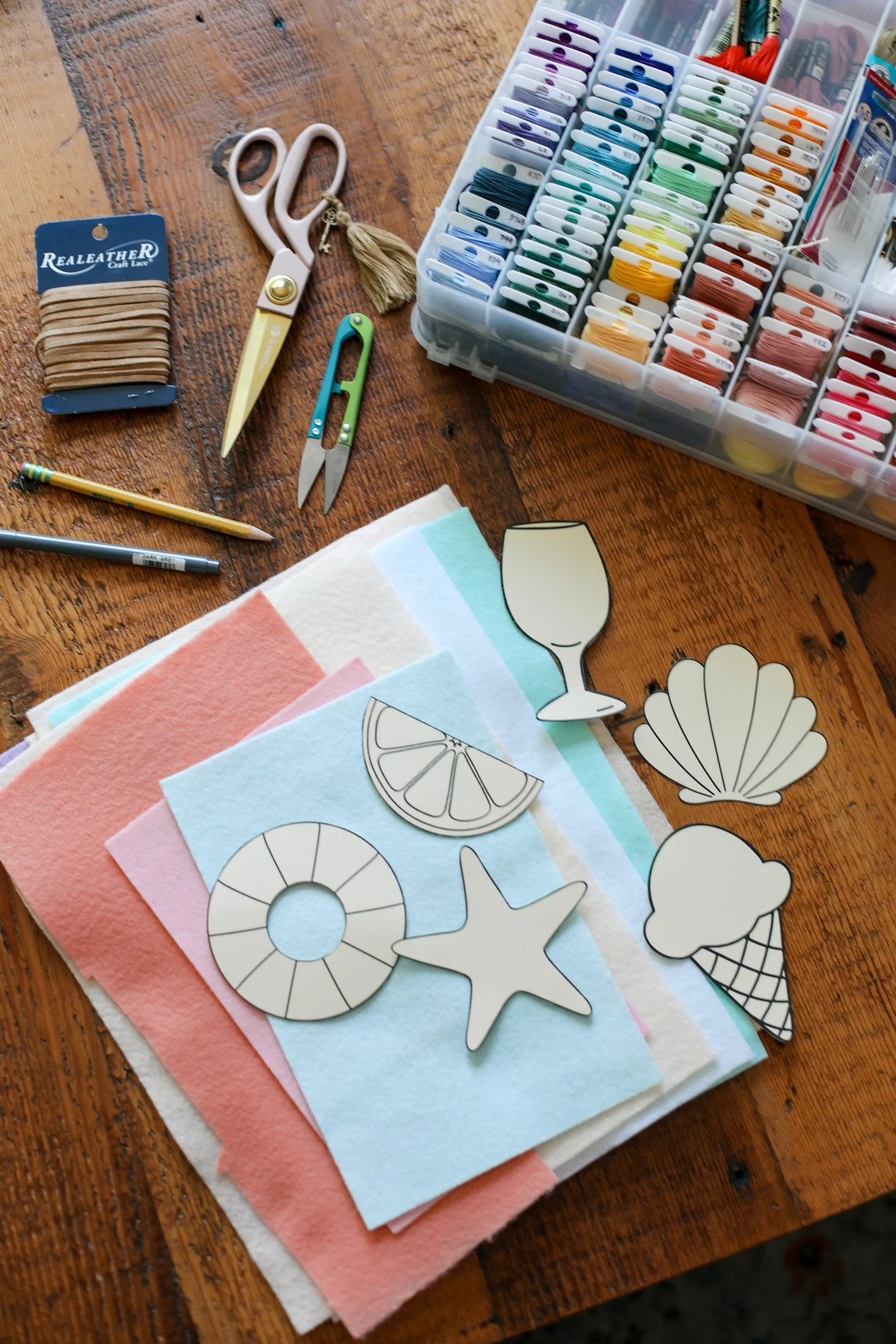 DIY Summer Beach Bag Charms — Entertain the Idea