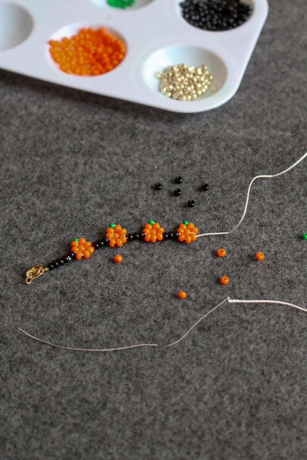 DIY Pumpkin Beaded Bracelet — Entertain the Idea