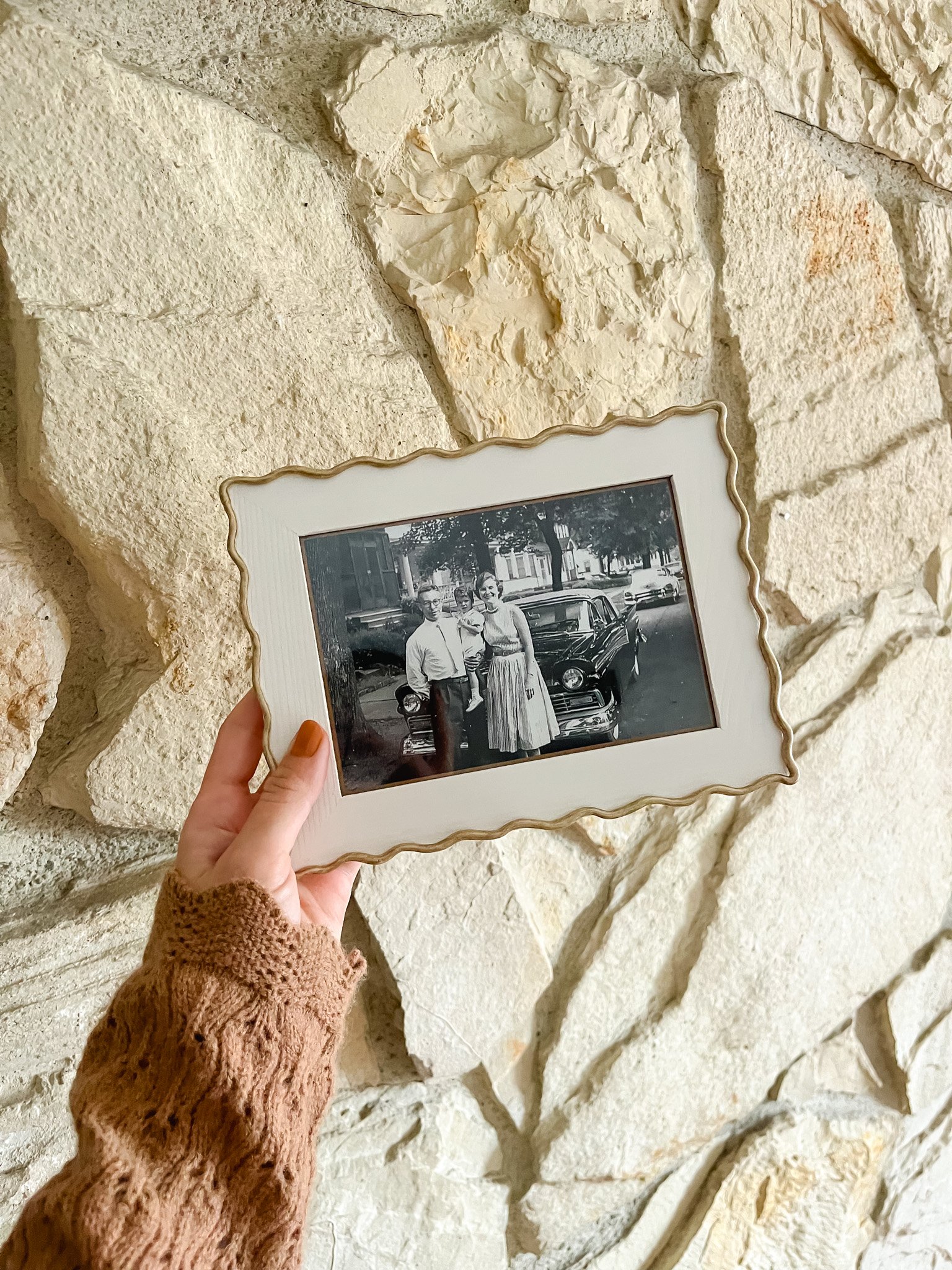 3 Ways to Upgrade Basic Photo Frames — Entertain the Idea