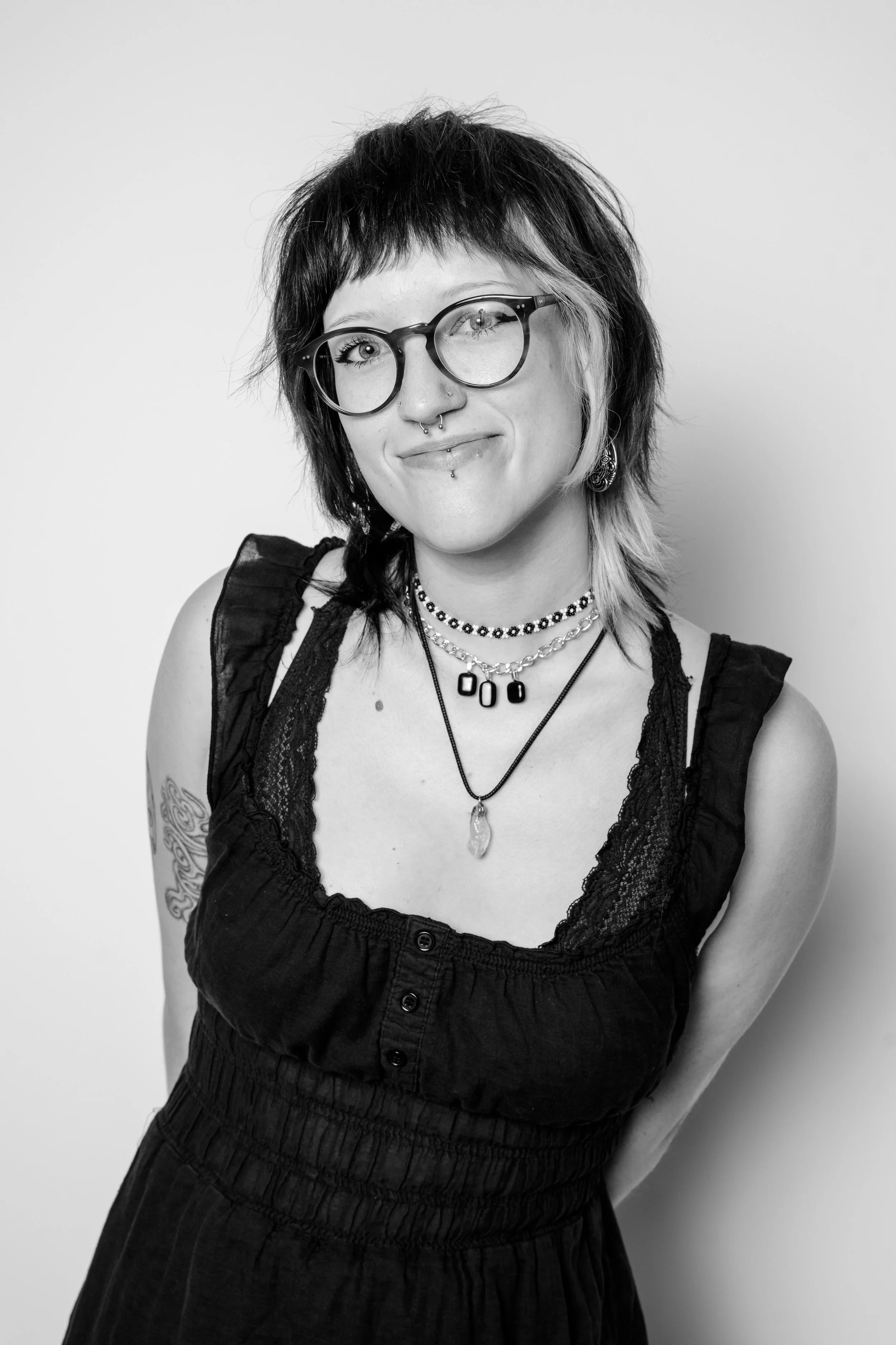 8TH AVENUE STYLISTS — Local Honey