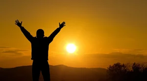 10 Inspiring Stories of People Who Hit Rock Bottom and Bounced Back ...