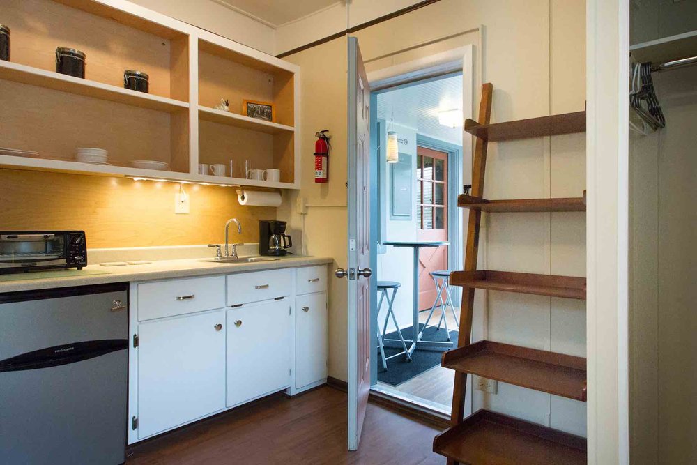 Full Service Suite — Welcome to Shady Spruce Hostel!