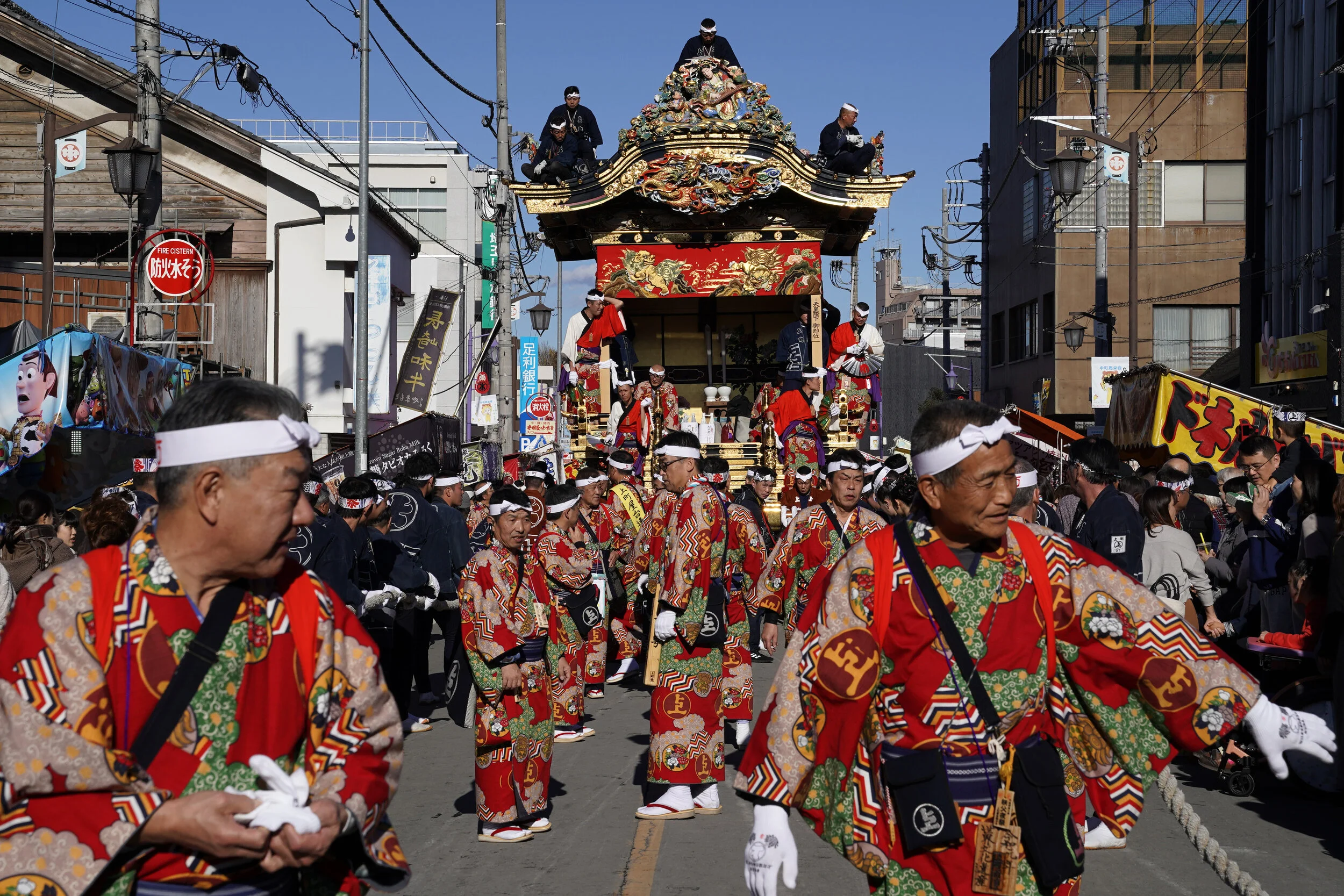 Shinto festival carries on centuries-old tradition in Japan