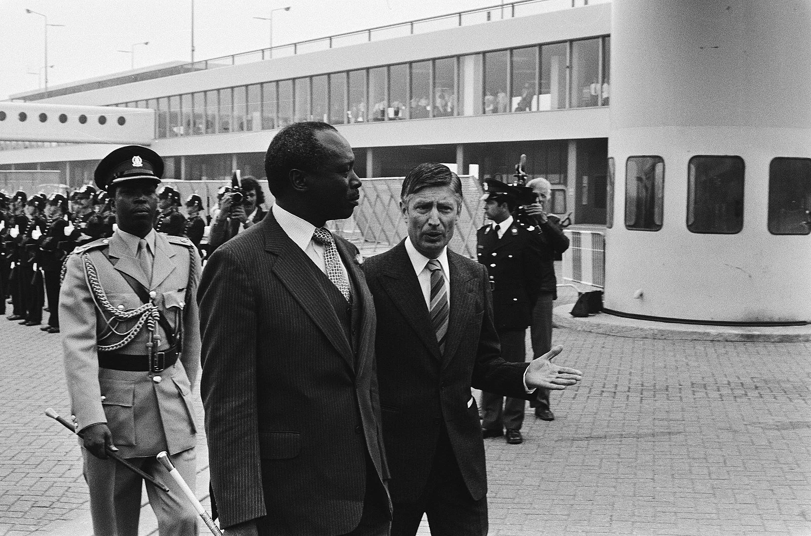 Kenyans split over death of past president Daniel Arap Moi