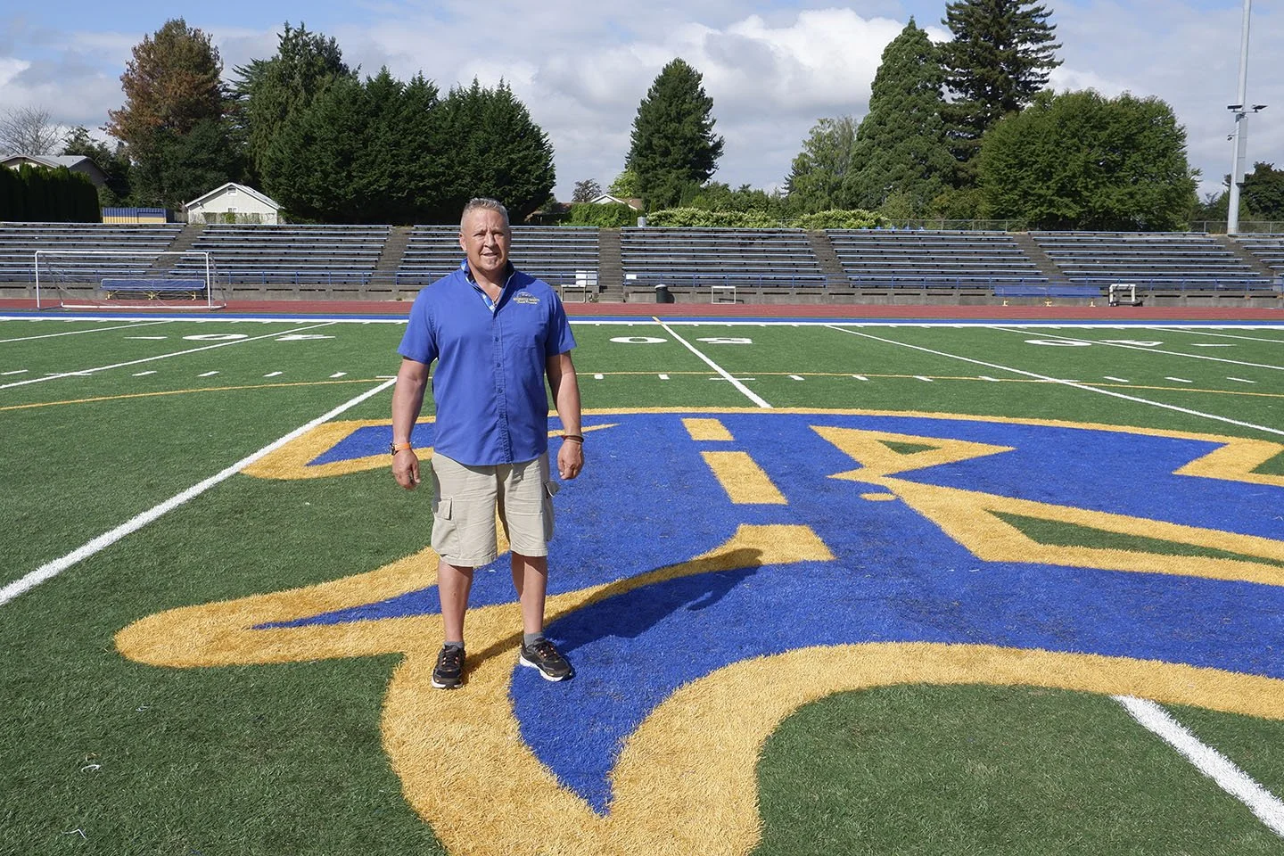 🏈 Time To Kneel Again: Football Coach Who Won Supreme Court Prayer Case ...