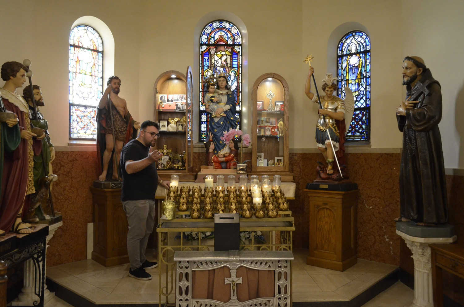 Catch Them All: Catholics Collect Saints' Bones, Hair
