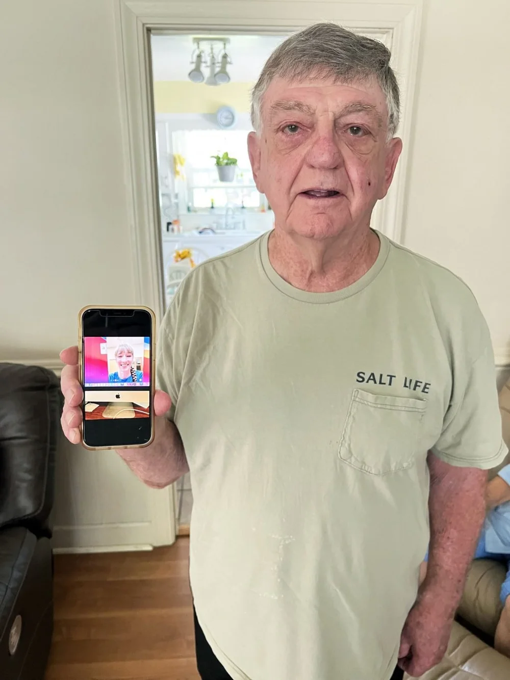 ‘God’s Hand’ In Unlikely Kidney Donation Between Strangers Connected By ...