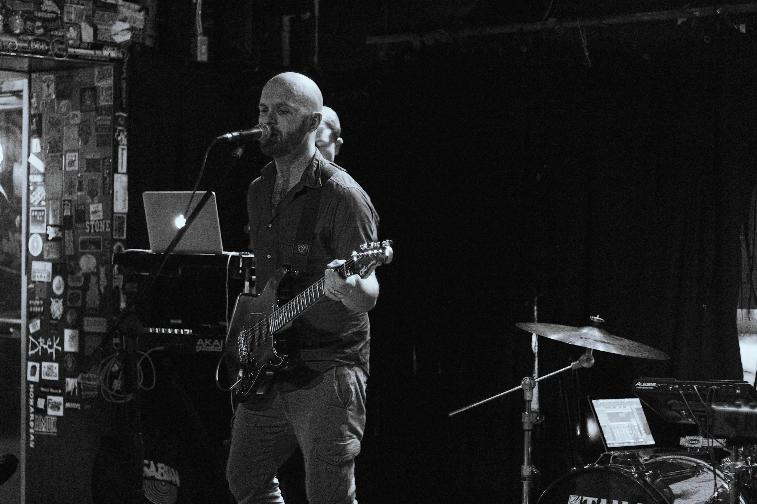 Photo Gallery: David Dondero — Honey Punch Mag