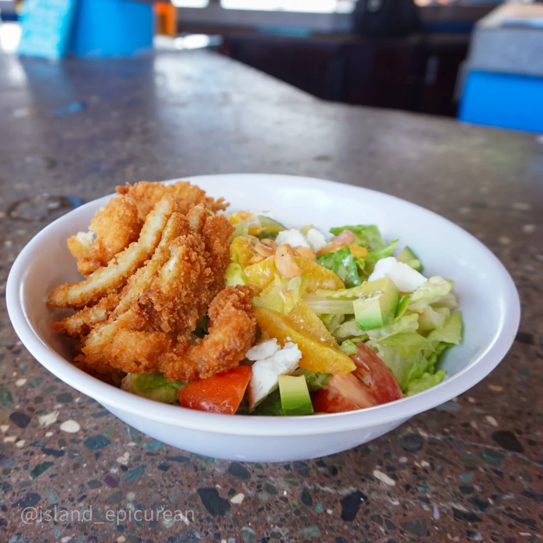 Macabuca Tiki Bar in Grand Cayman — Island Epicurean
