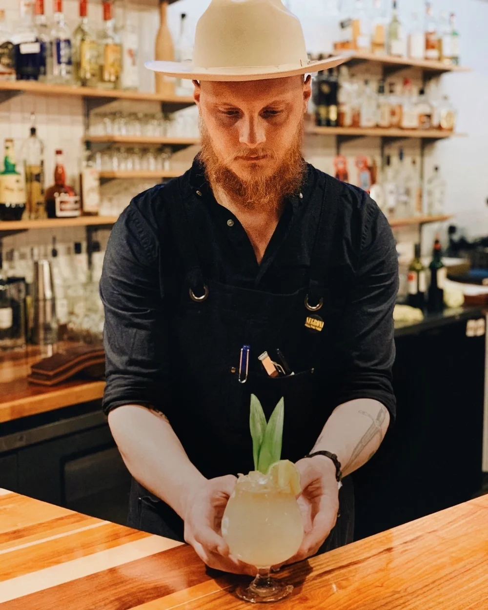 About Us — De Nux Distributors