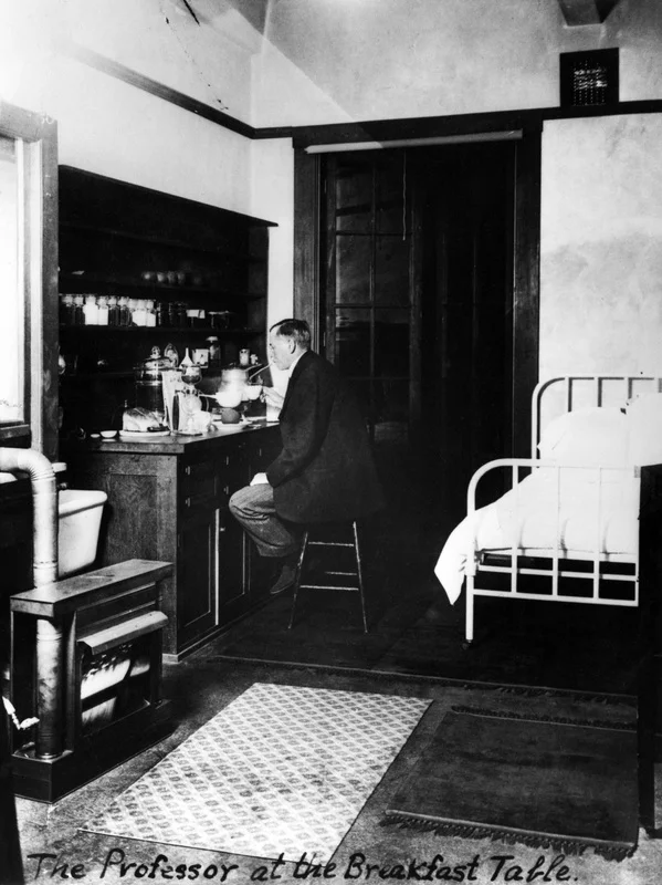 Caltech's Oldest Building Turns 100 — Caltech Magazine