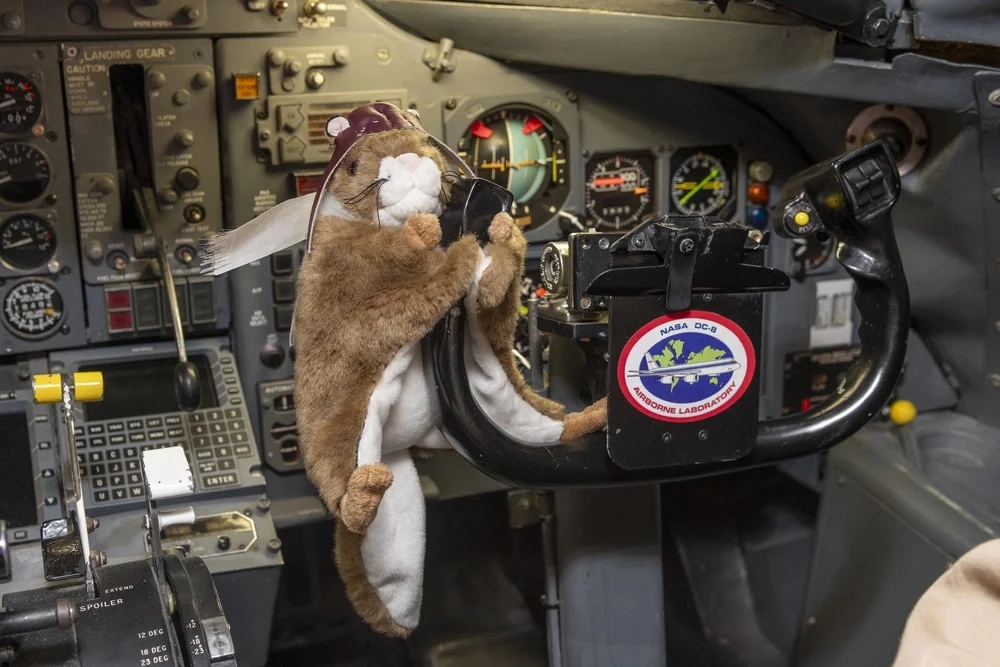 NASA's DC-8, Used by Caltech Scientists as an Airborne Lab, Retires ...