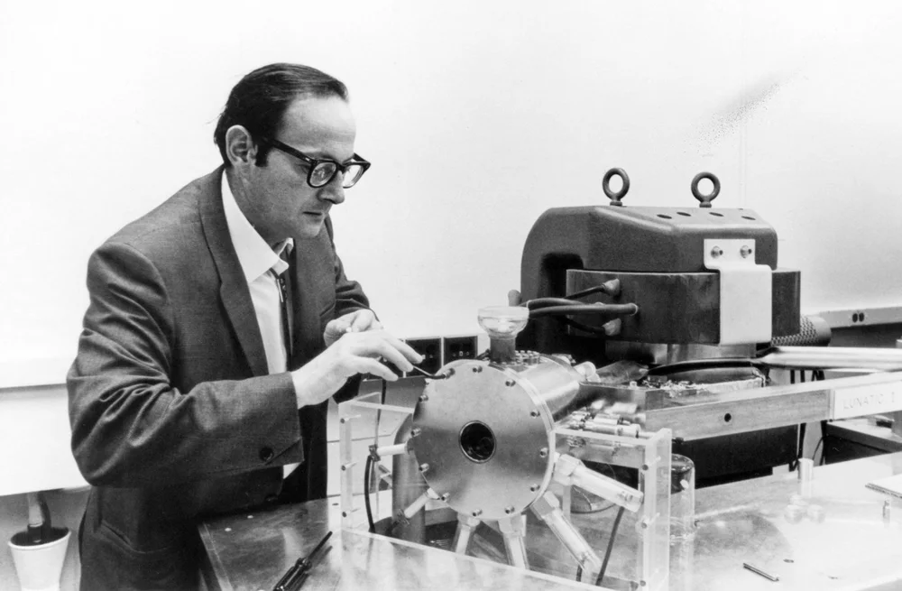 Caltech Prepares for the Future of Sample Return Science — Caltech Magazine