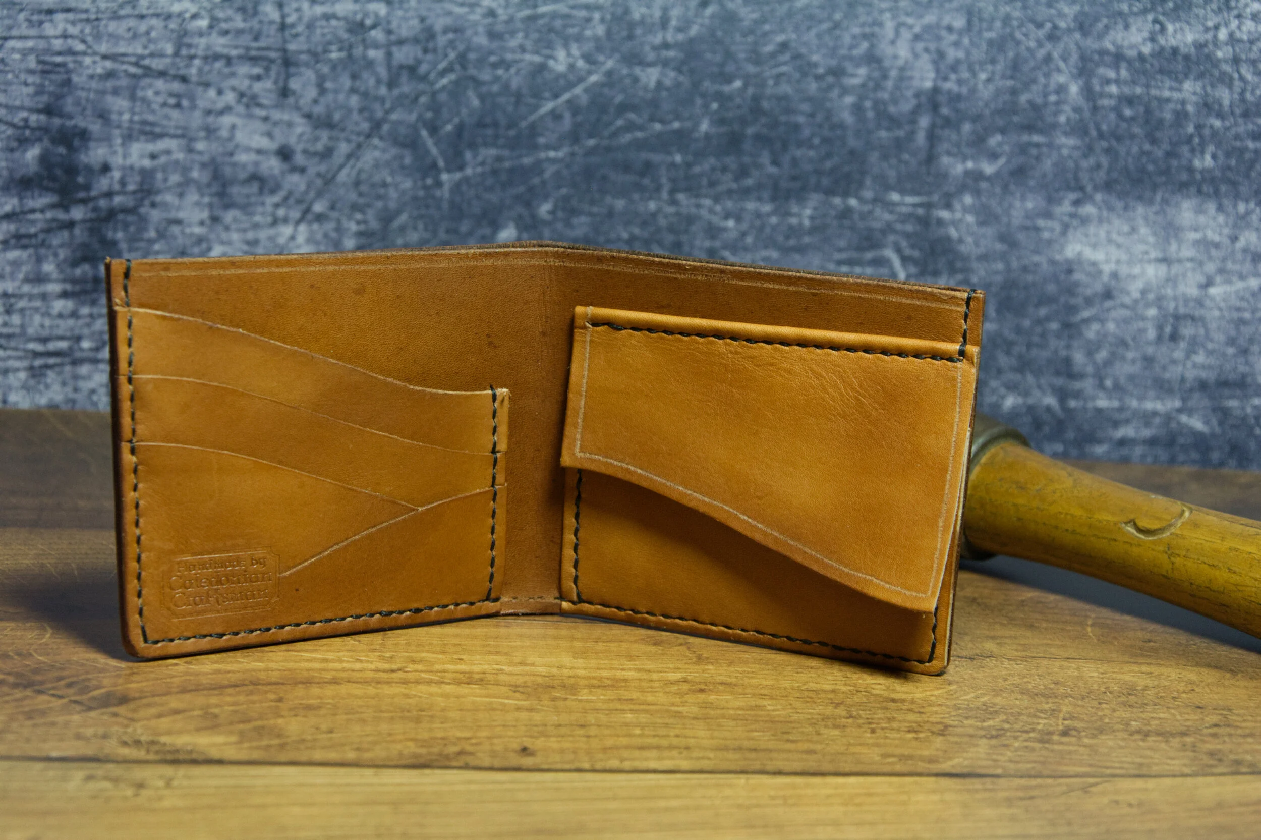 Bi-fold wallet - 3 slot and coin pouch — Caledonian Craftsman