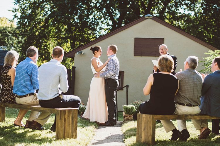 25 Ideas for Home Weddings for a Unique Wedding Day
