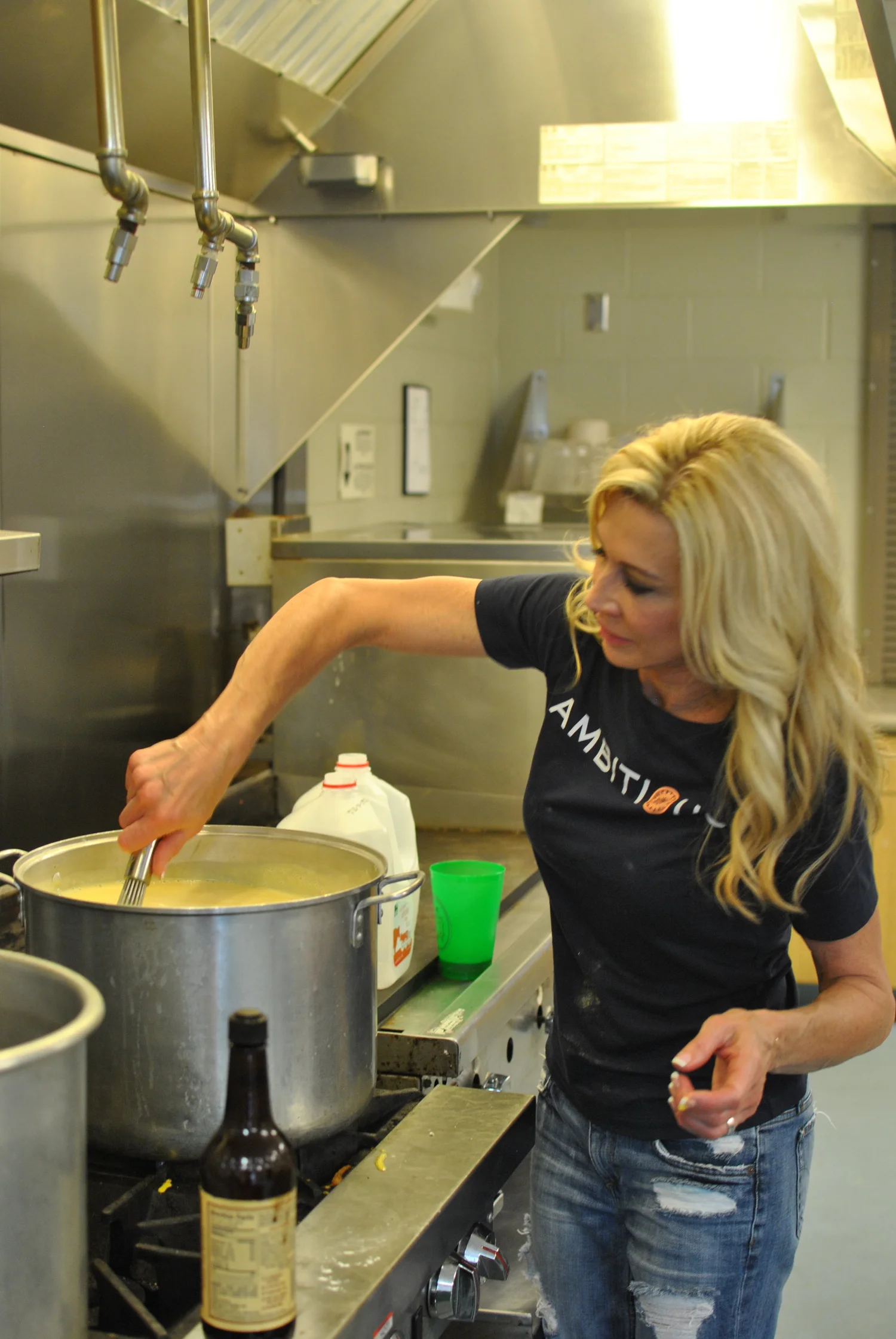 Macaroni and Cheese for 300 - My Tips for Cooking For a Crowd — Crazy ...