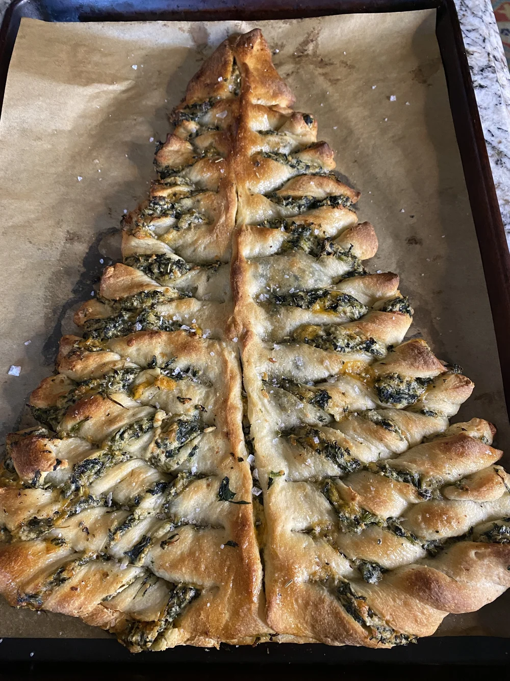 Recipe for Spinach & Cream Cheese Christmas Tree Bread — Crazy Blonde Life