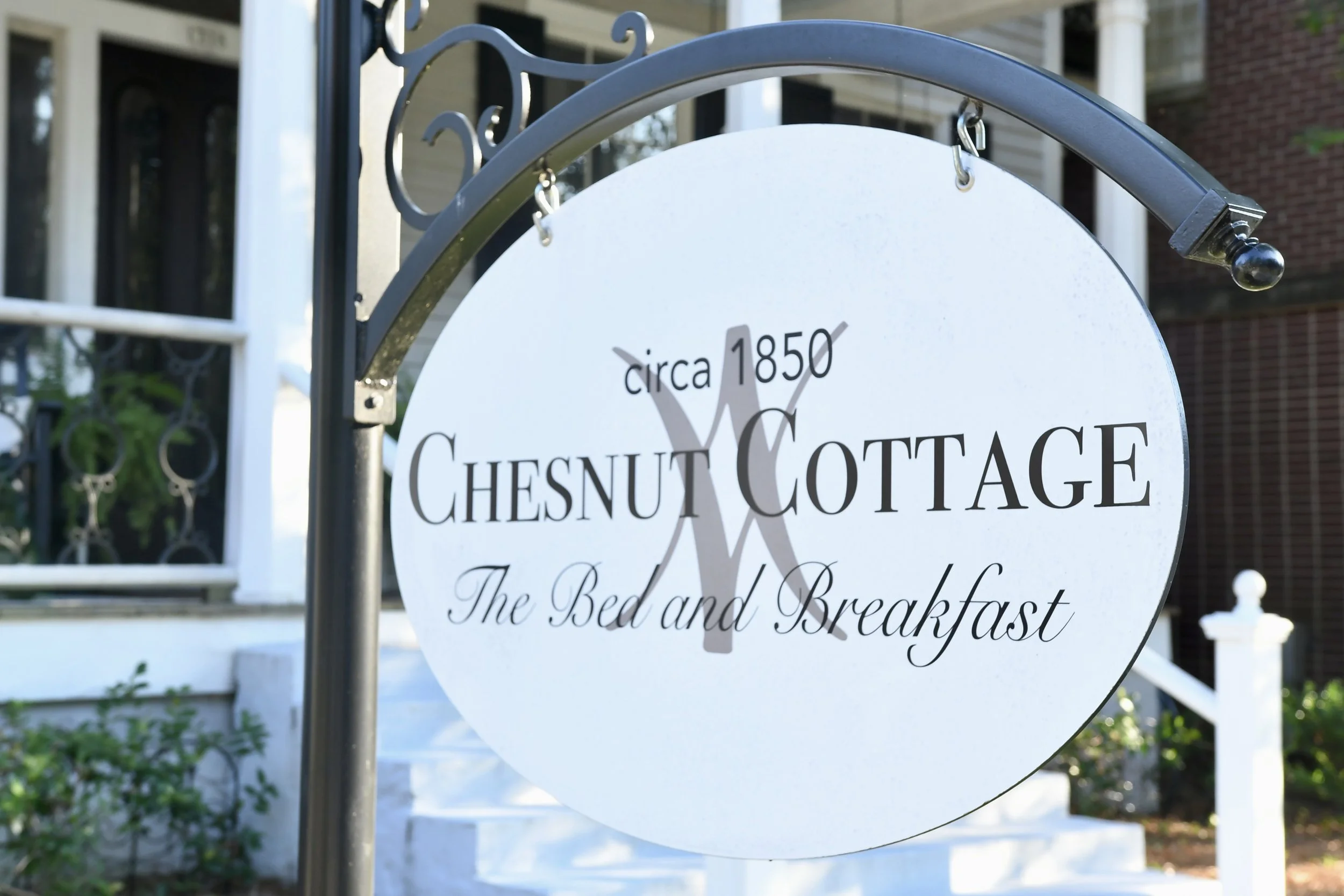 The Chesnut Cottage Inn - Charming Bed & Breakfast — Crazy Blonde Life