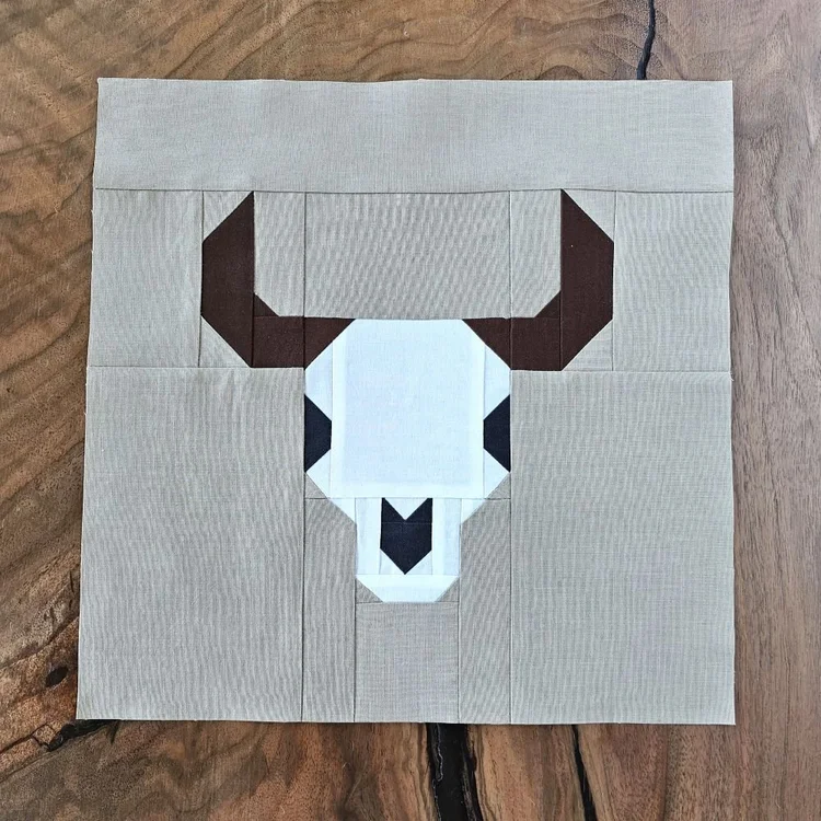 Spotlight Table Runner — Crafty Staci