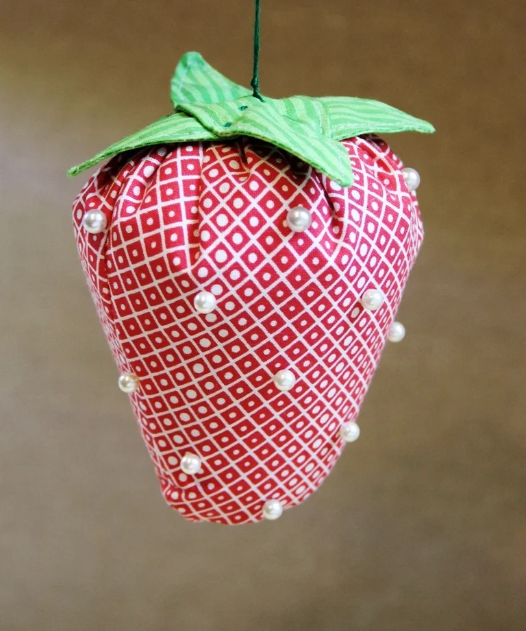 Strawberry Pincushion — Crafty Staci