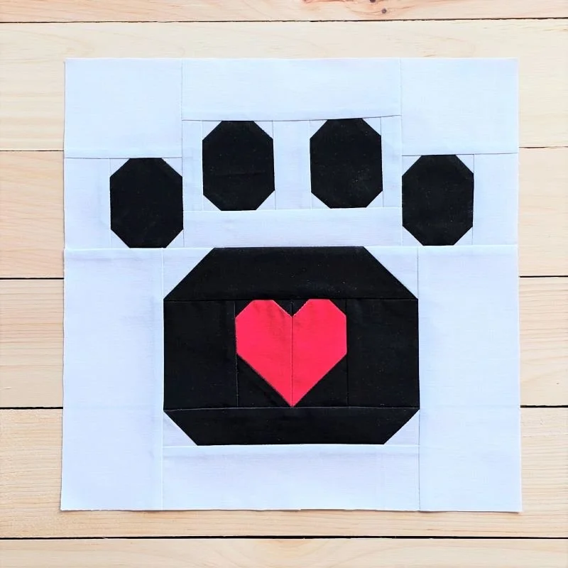 Dog Paw Quilt Block — Crafty Staci