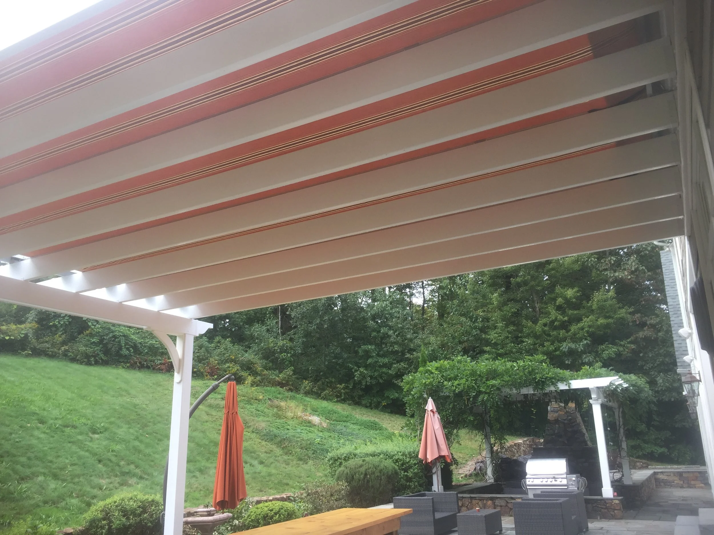roll-flex.com — Roll-Flex retractable fabric canopies, awnings and ...