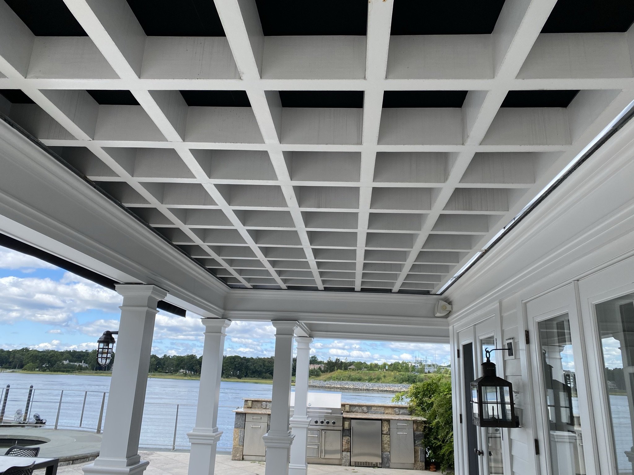 roll-flex.com — Roll-Flex retractable fabric canopies, awnings and ...